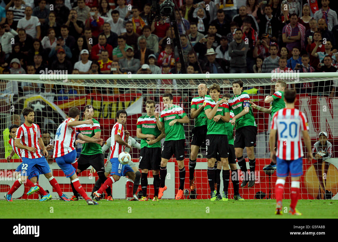 Atletico Madrid's Diego fires a free kick at the Athletic Bilbao ...