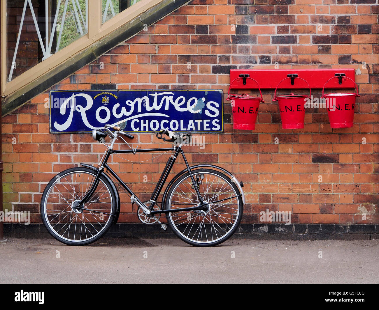 Lner 1930s hi-res stock photography and images - Alamy