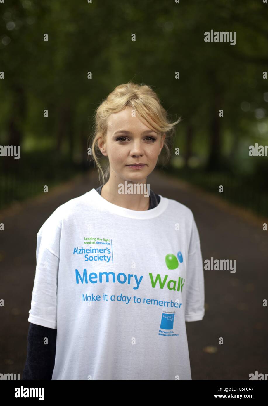 Alzheimer's Society Memory Walk Stock Photo - Alamy