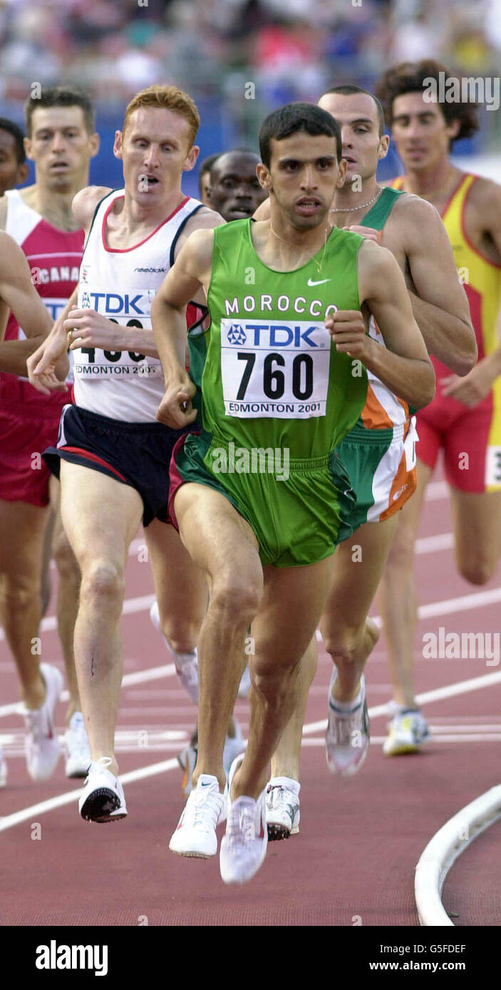 Morocco's Hicham El Guerrouj (number 760) leads Great Briton John ...
