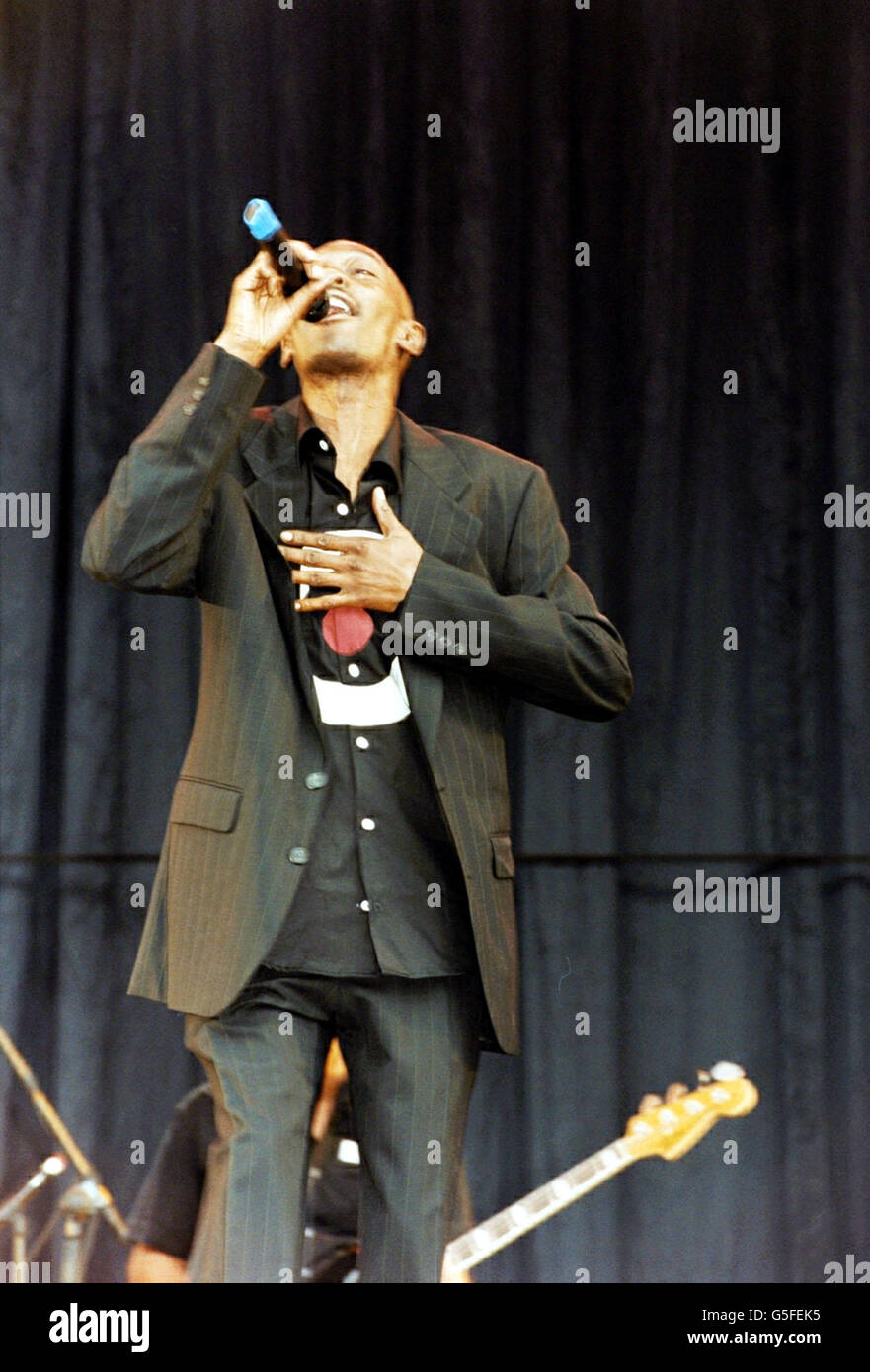 Faithless in concert hi-res stock photography and images - Alamy