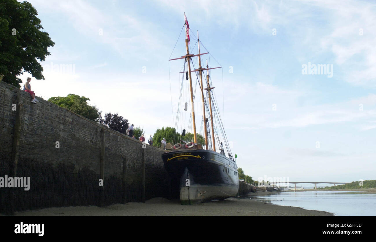 Tall ship kathleen and may hi-res stock photography and images - Alamy