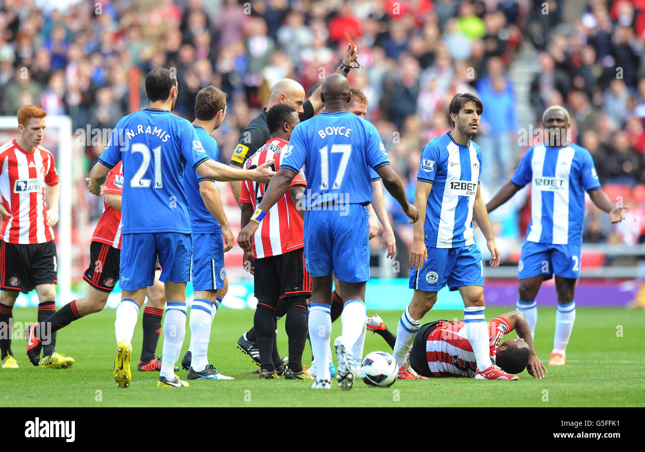 Football sent off challenge hi-res stock photography and images - Alamy