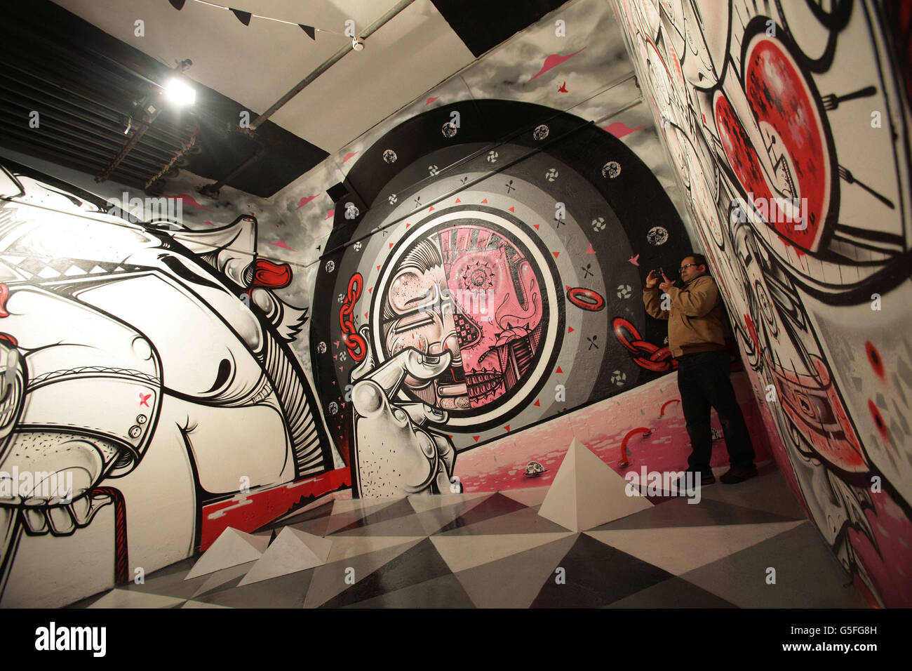 Arts nuart hi-res stock photography and images - Alamy