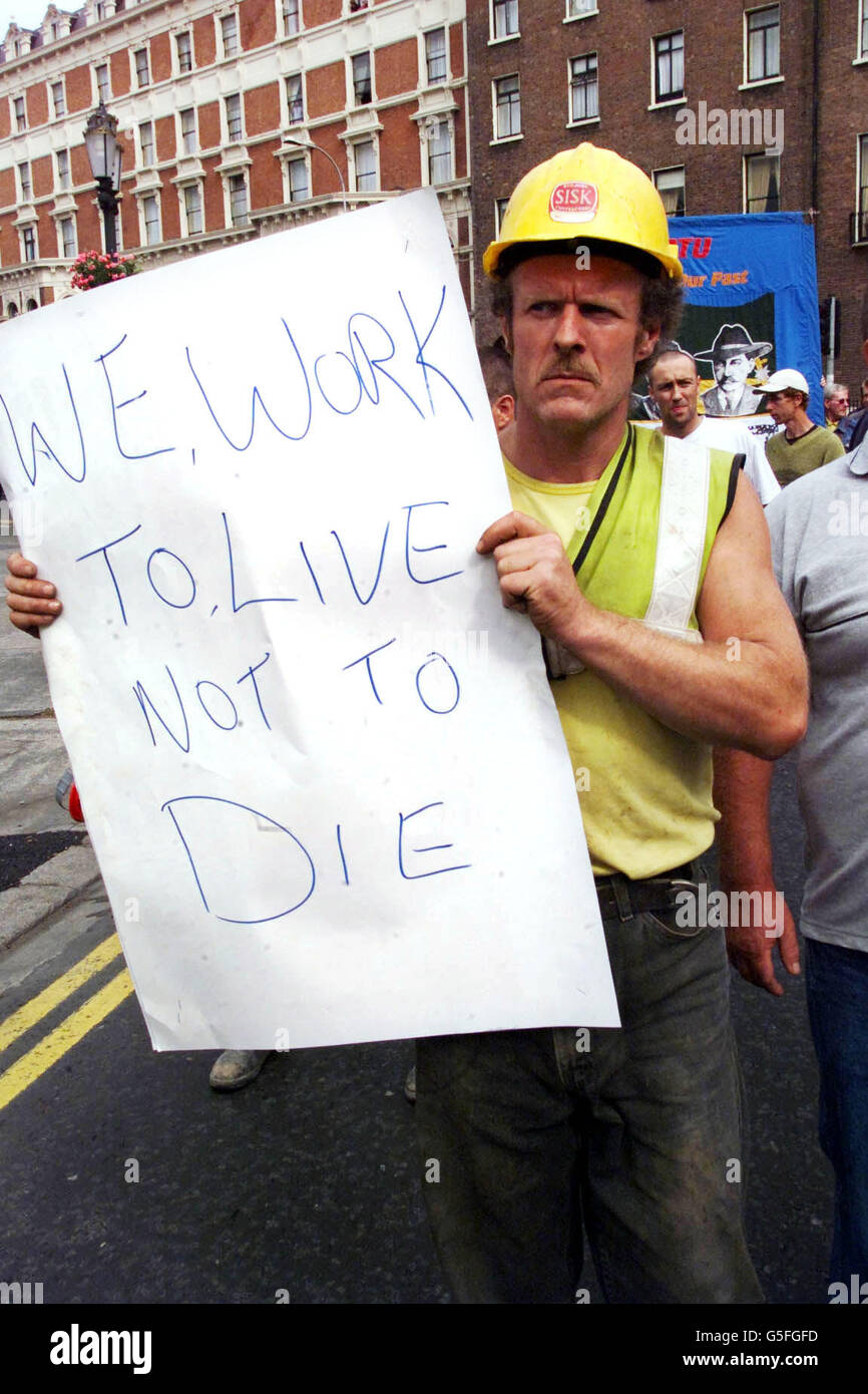 Building Workers Portest Stock Photo - Alamy