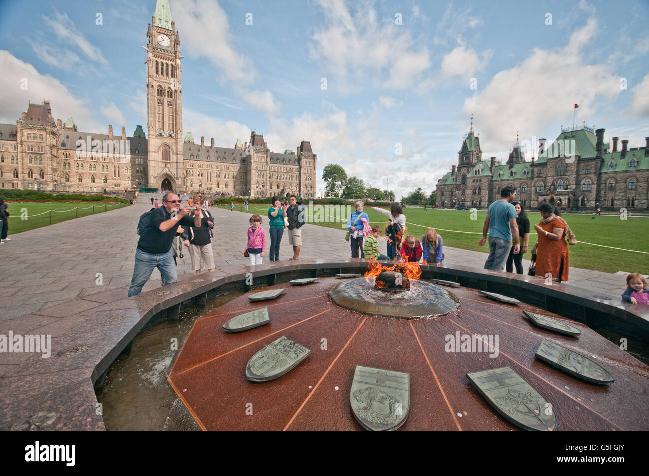 Canada parliament fire ottawa hi-res stock photography and images - Alamy
