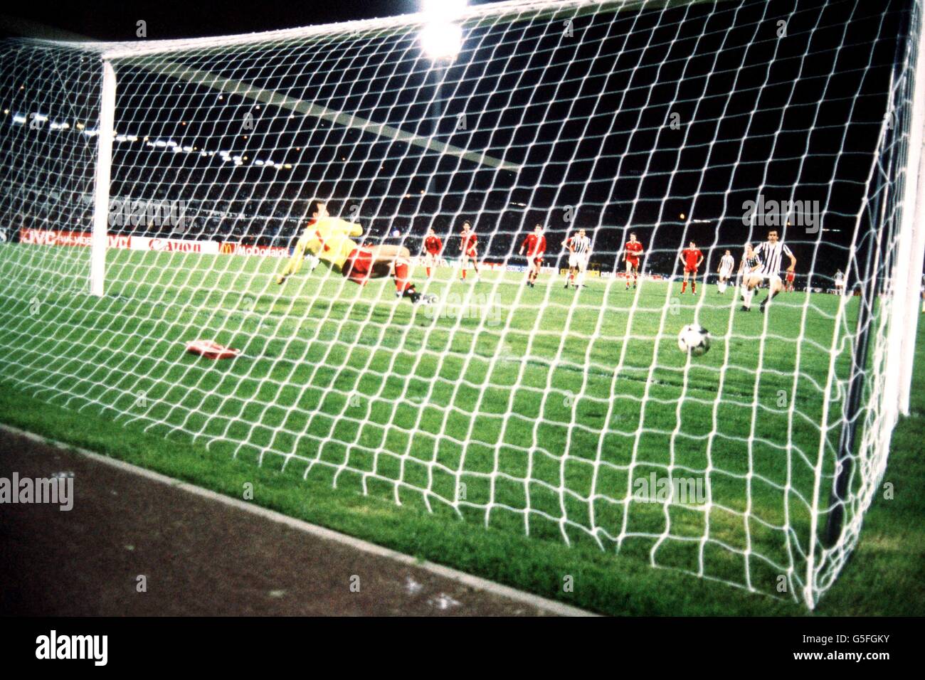Soccer - European Cup - Final - Liverpool v Juventus - Heysel Stadium ...