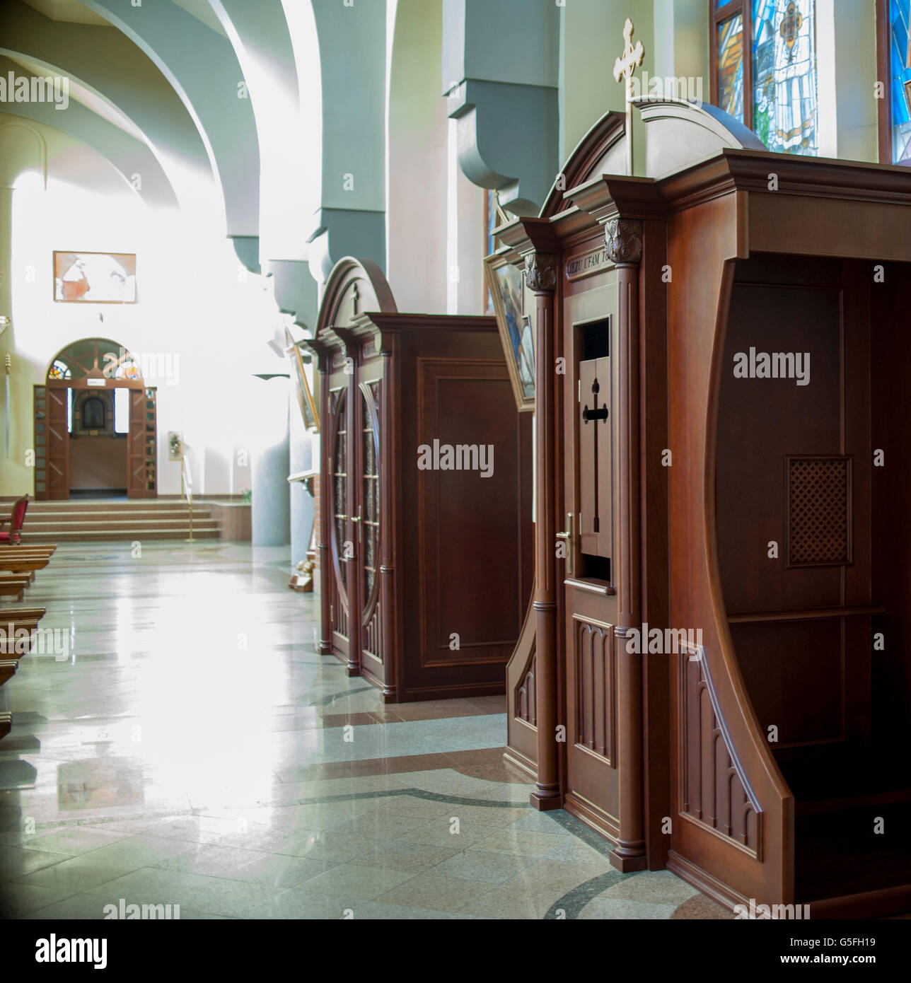 Confessional door hi-res stock photography and images - Alamy