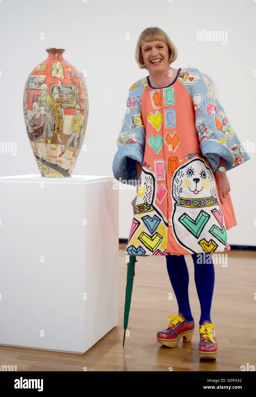 Grayson Perry unveils his new work 'Bad Portraits of Establishment ...