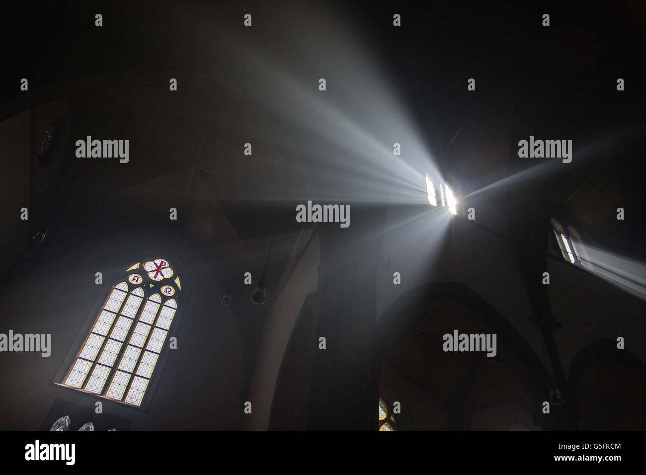 Arch window light beam hi-res stock photography and images - Alamy