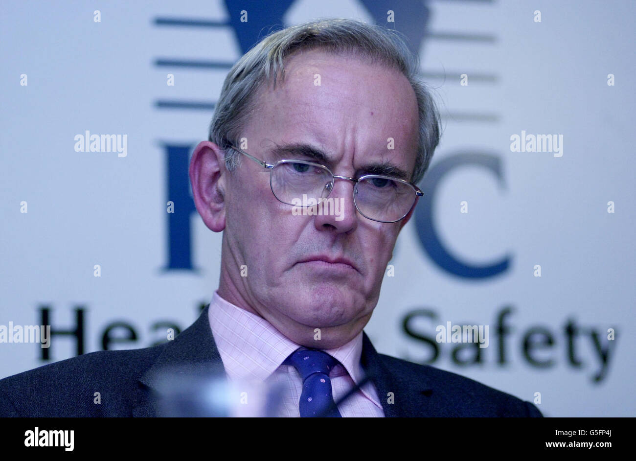 Lord Cullen press conference/ Ladbroke Grove train crash Stock Photo ...