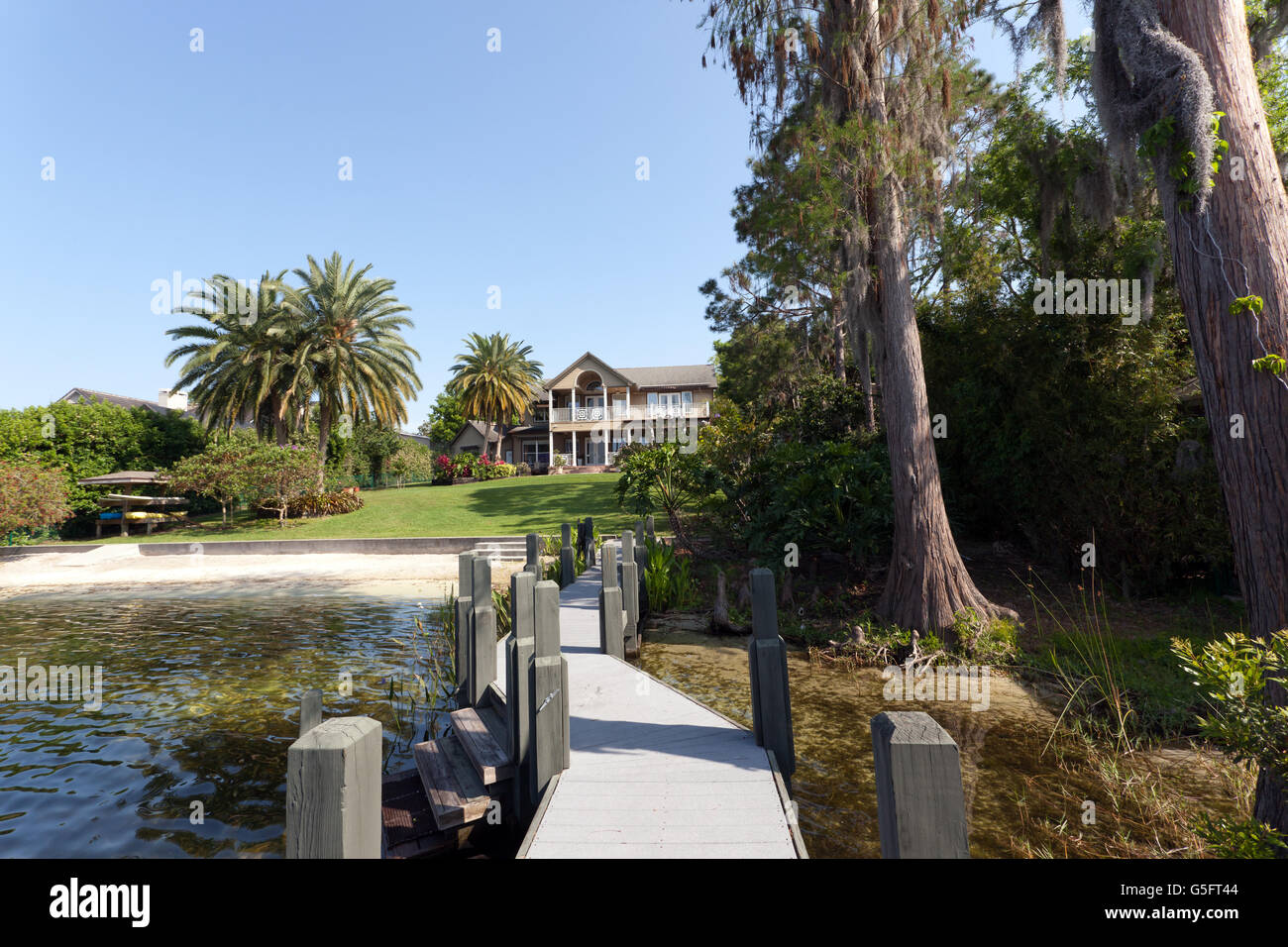 Private jetty hi-res stock photography and images - Alamy
