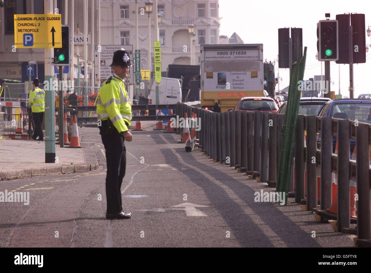 Installed barricades hi-res stock photography and images - Alamy