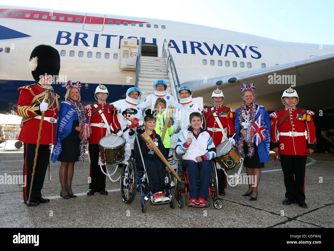 News social dreamflight hi-res stock photography and images - Alamy