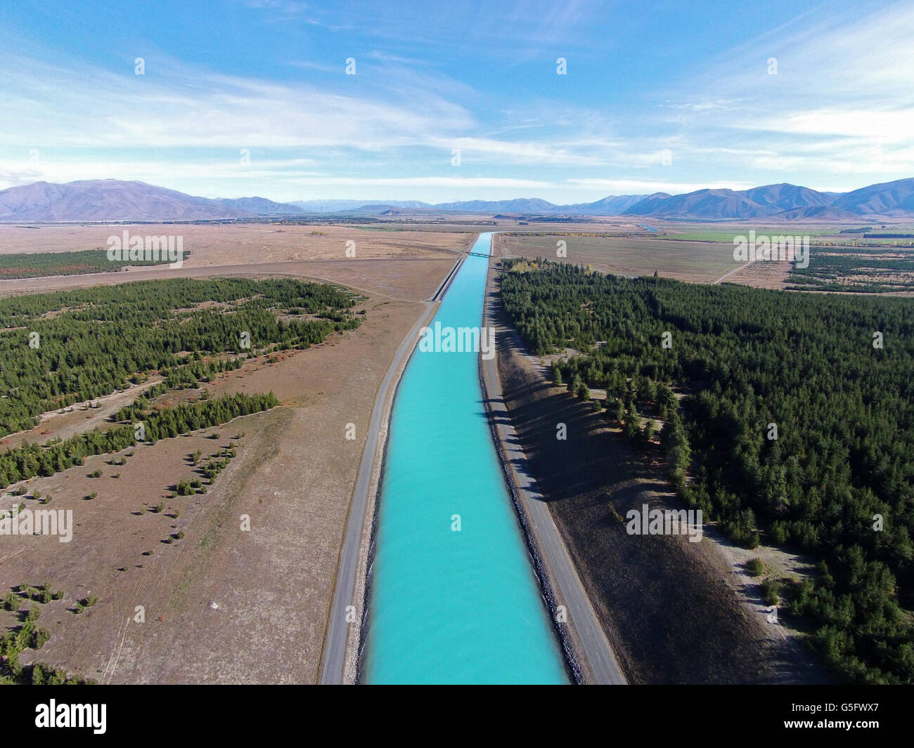 Pukaki canal hi-res stock photography and images - Alamy