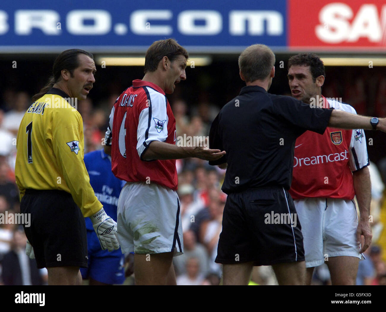 Arsenal's David Seaman, Tony Adams and Martin Keown surround match ...