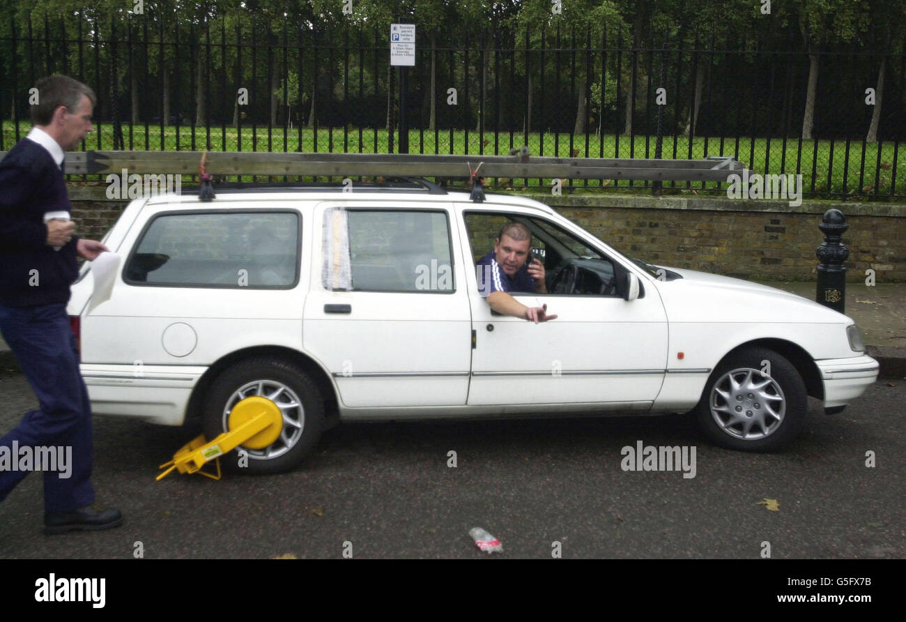 Unlicensed vehicles hi-res stock photography and images - Alamy