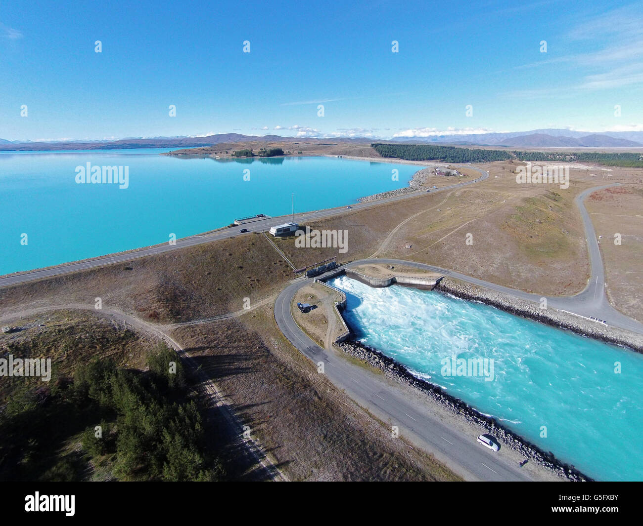 Pukaki canal hi-res stock photography and images - Alamy