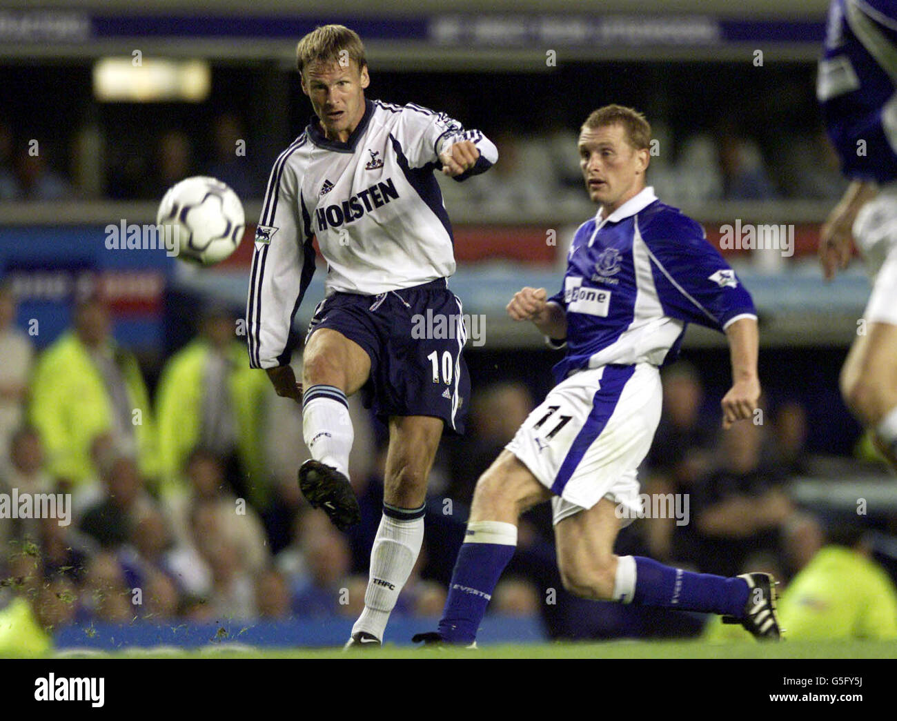 Football player action teddy sheringham hi-res stock photography and ...