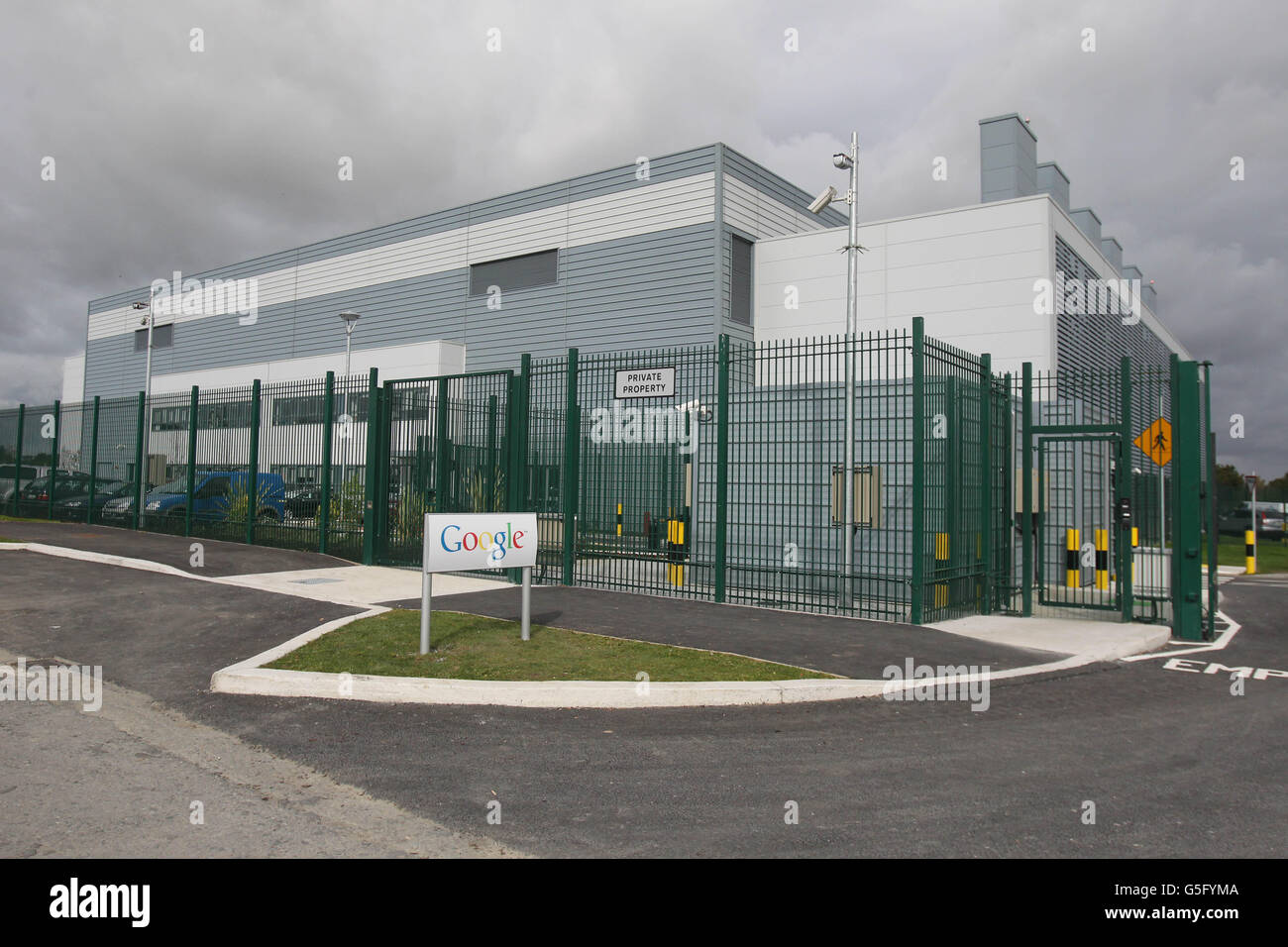 Data centre dublin hi-res stock photography and images - Alamy