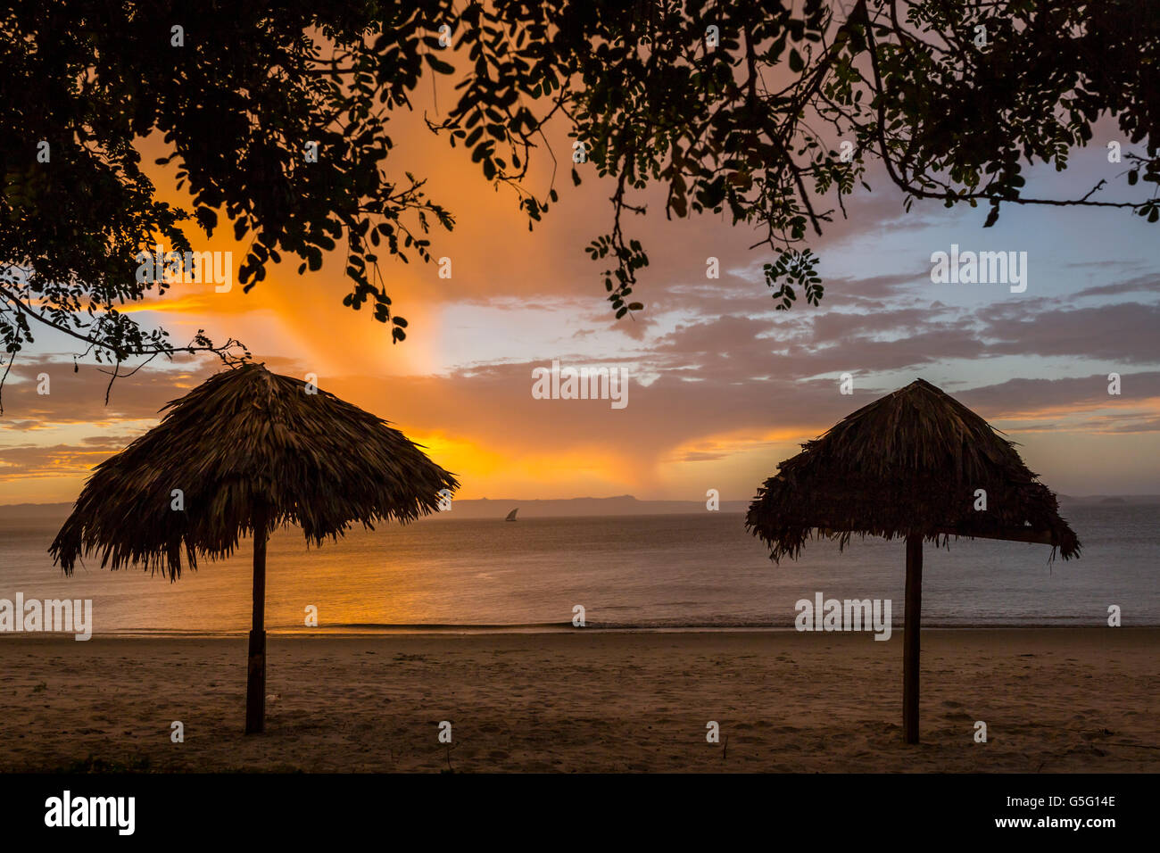 Beautiful colorful sunrise on the beach in Madagascar Stock Photo - Alamy