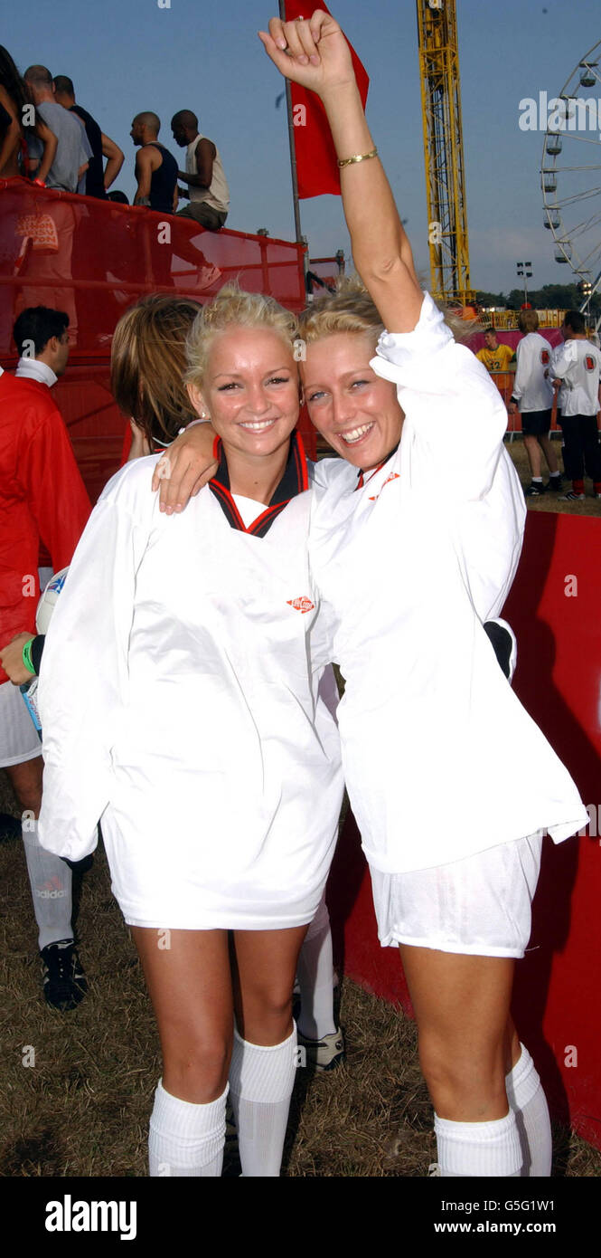 Brookside actresses Jennifer Ellison (left) and Suzanne Collins pose ...