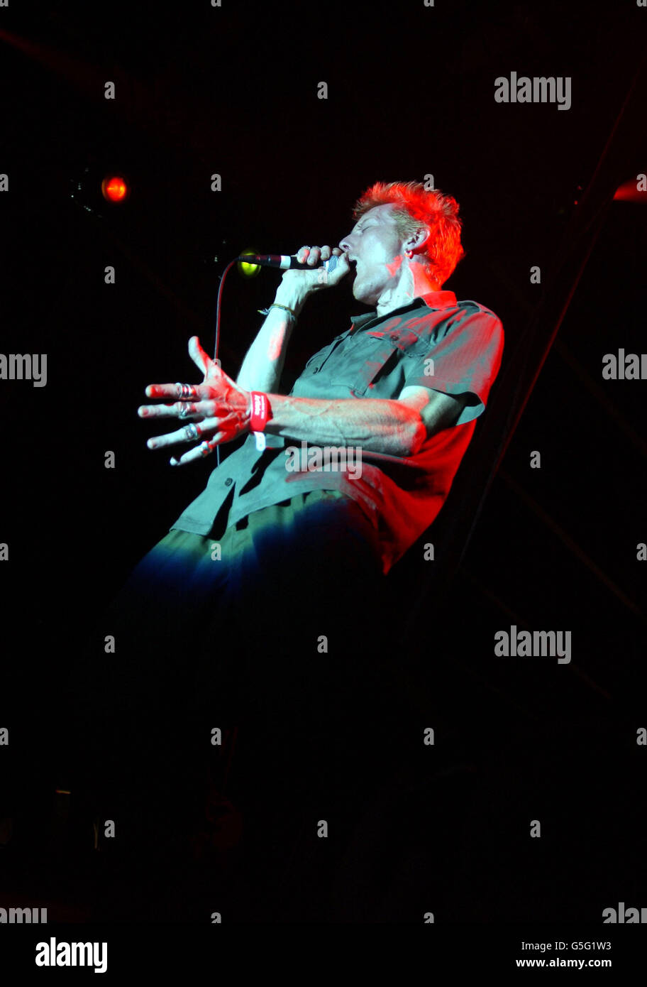 Rob birch stereo mcs hi-res stock photography and images - Alamy