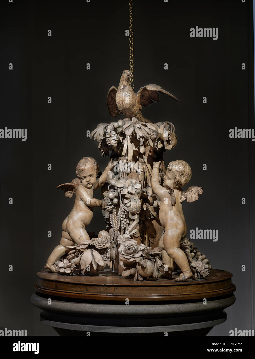 Grinling gibbons hi-res stock photography and images - Alamy