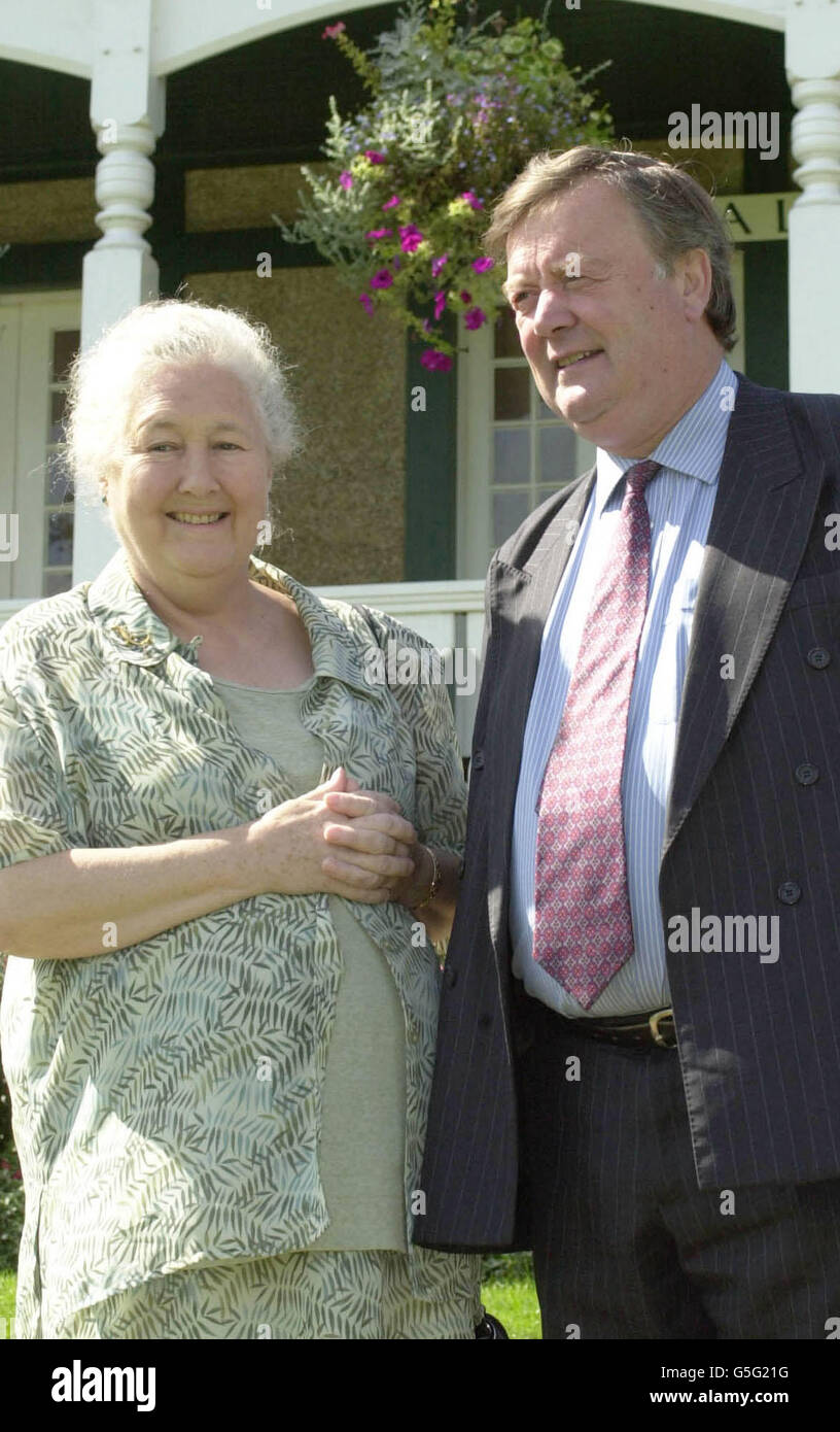 Kenneth clarke wife gillian clarke hi-res stock photography and images ...