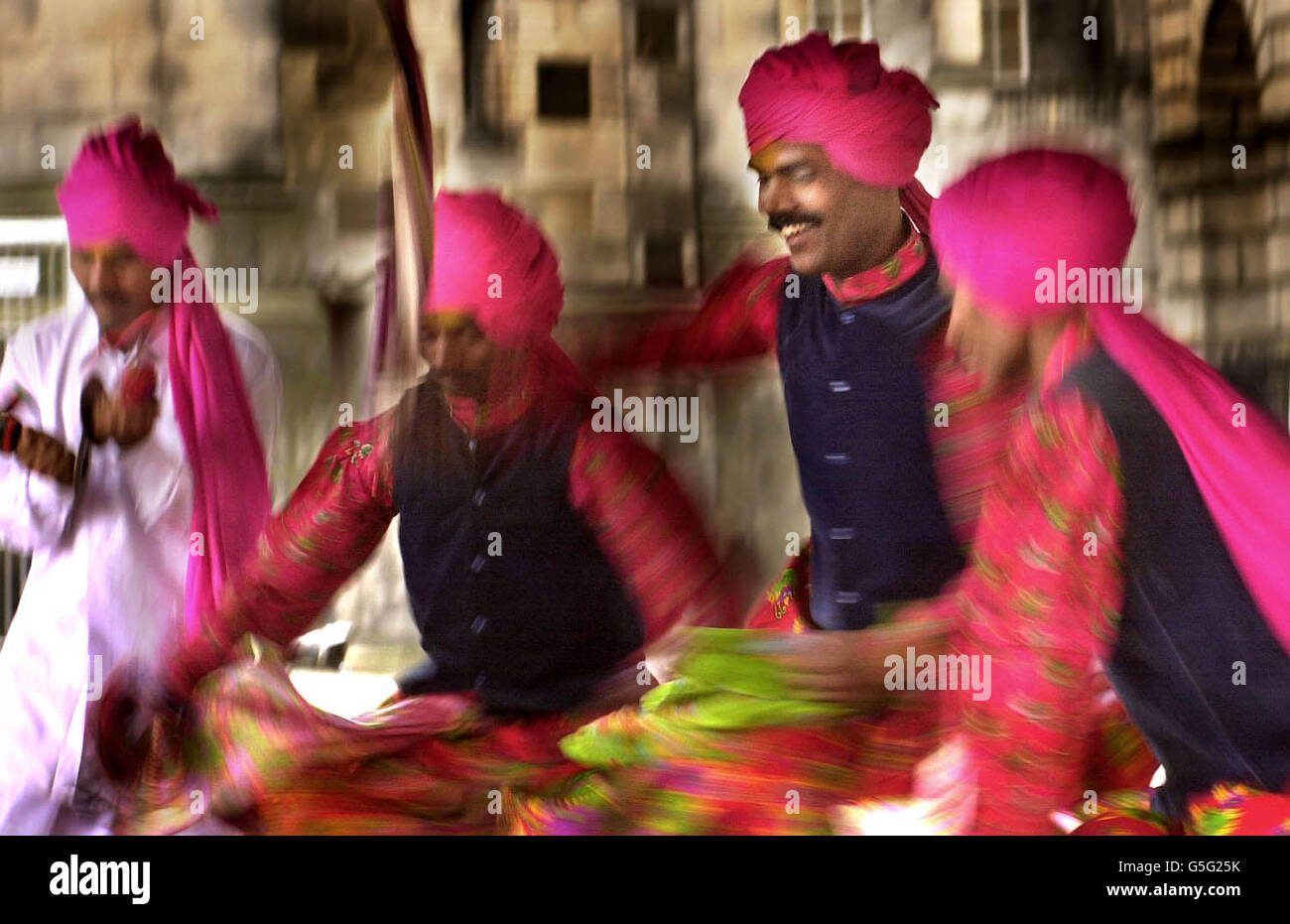 The Maharashtran Dhangars perform on the Royal Mile, prior to the ...