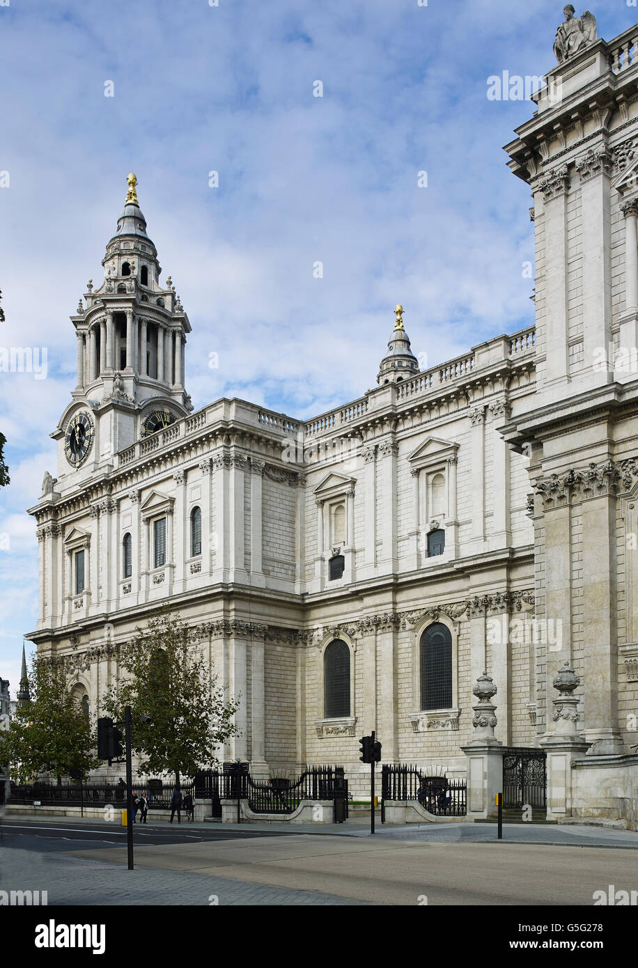 1675 st paul's wren hi-res stock photography and images - Alamy