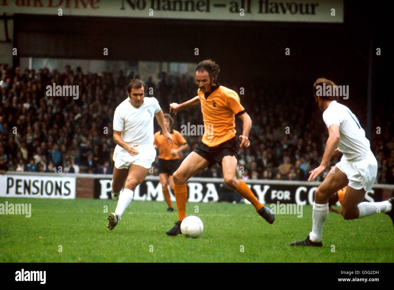 DEREK DOUGAN WOLVERHAMPTON WANDERERS. DEREK DOUGAN WOLVERHAMPTON ...