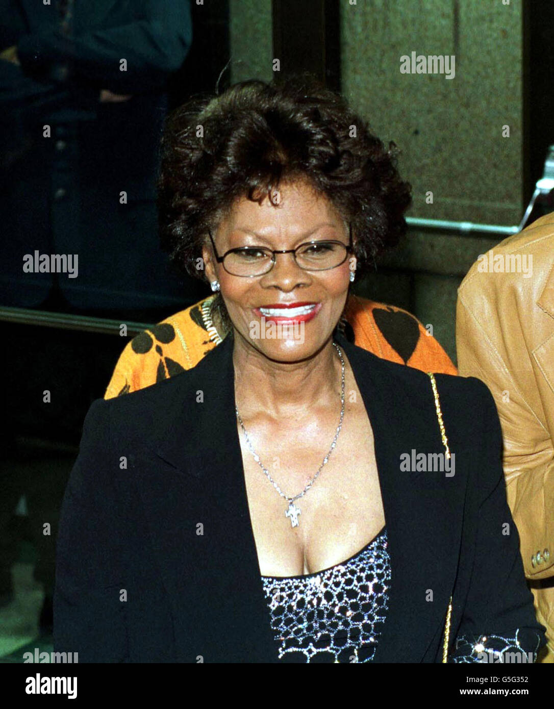 Dionne Warwick arriving for the Michael Jackson Concert, at Madison ...