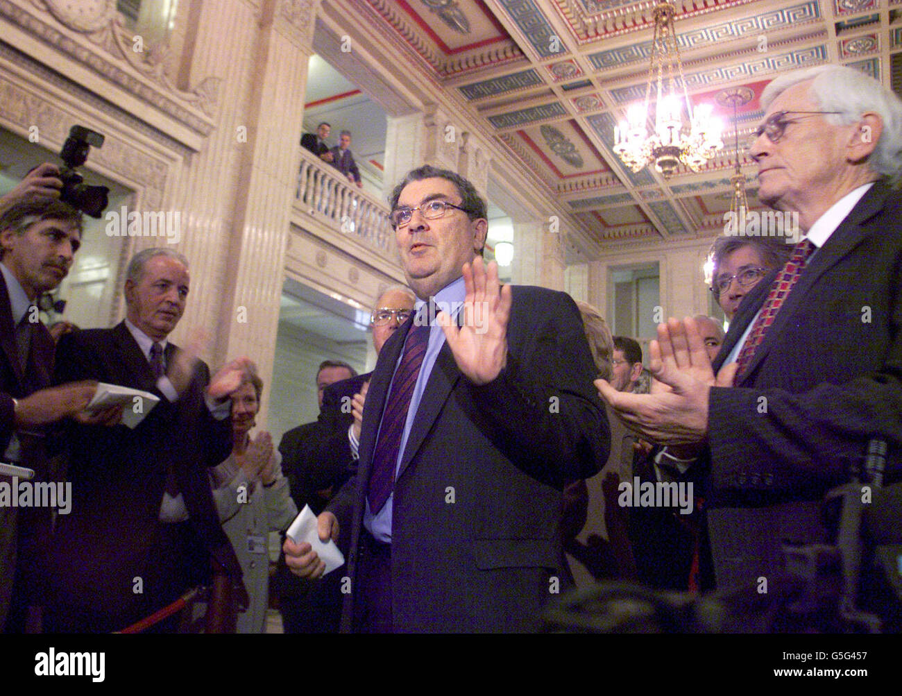 Sdlp mp john hume hi-res stock photography and images - Alamy