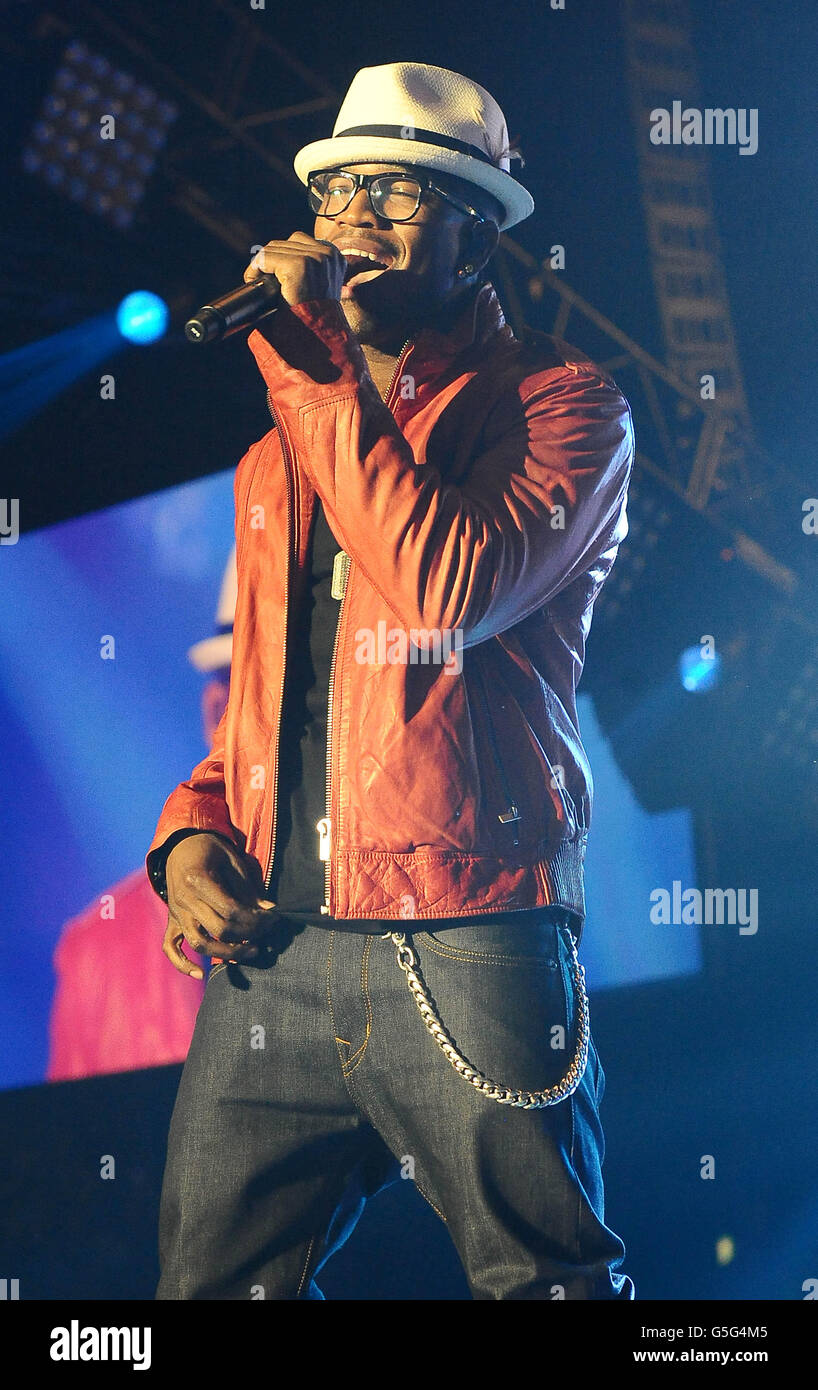 Ne yo performing bbc radio 1 teen awards wembley arena hi-res stock ...