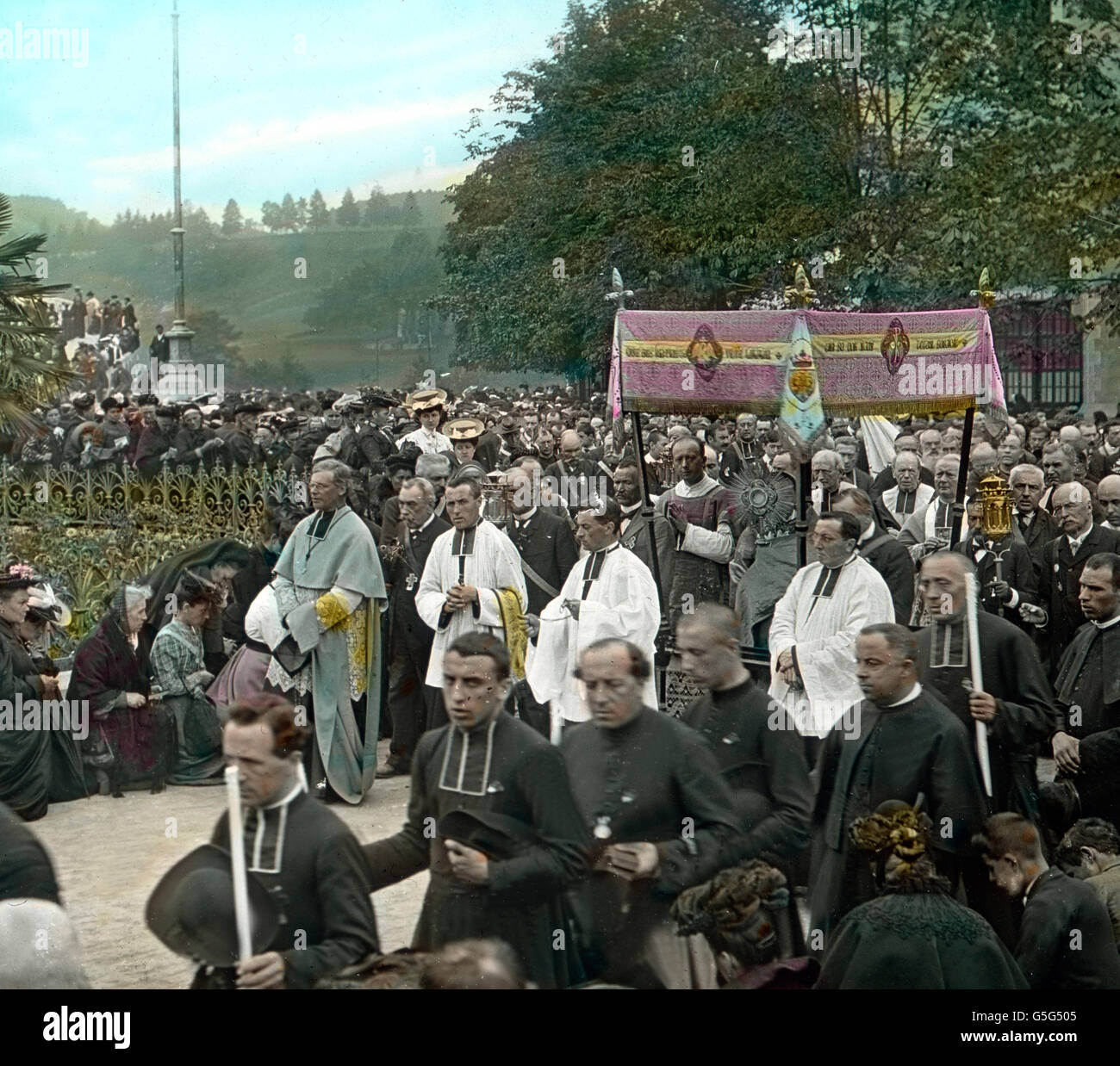 Lourdes, Sakramentsprozession. Sacrament procession at Lourdes. Europe ...