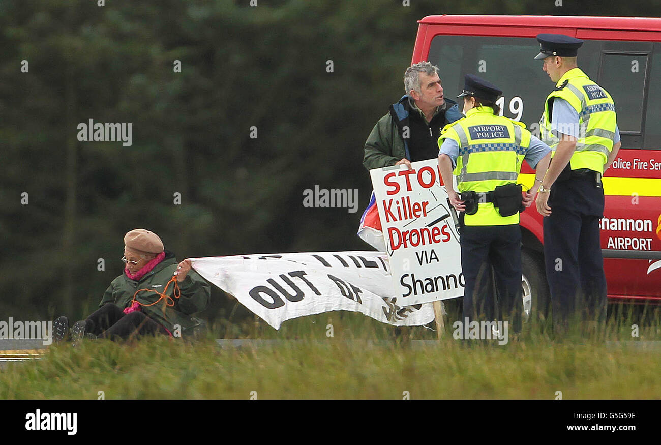 Shannon Peace activists Niall Farrell and Margaretta D'arcy are ...