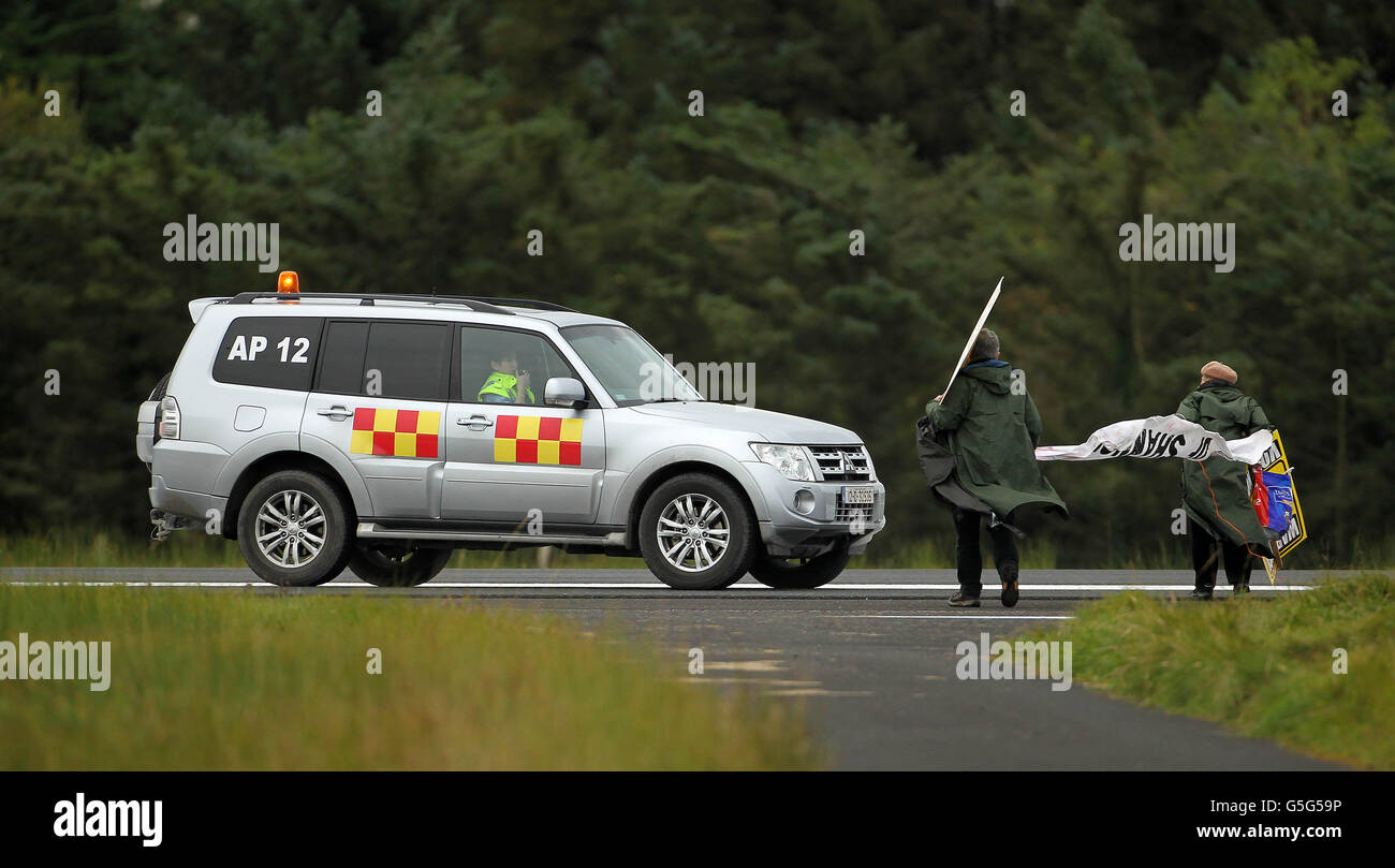 Shannon Peace activists Niall Farrell and Margaretta D'arcy are ...