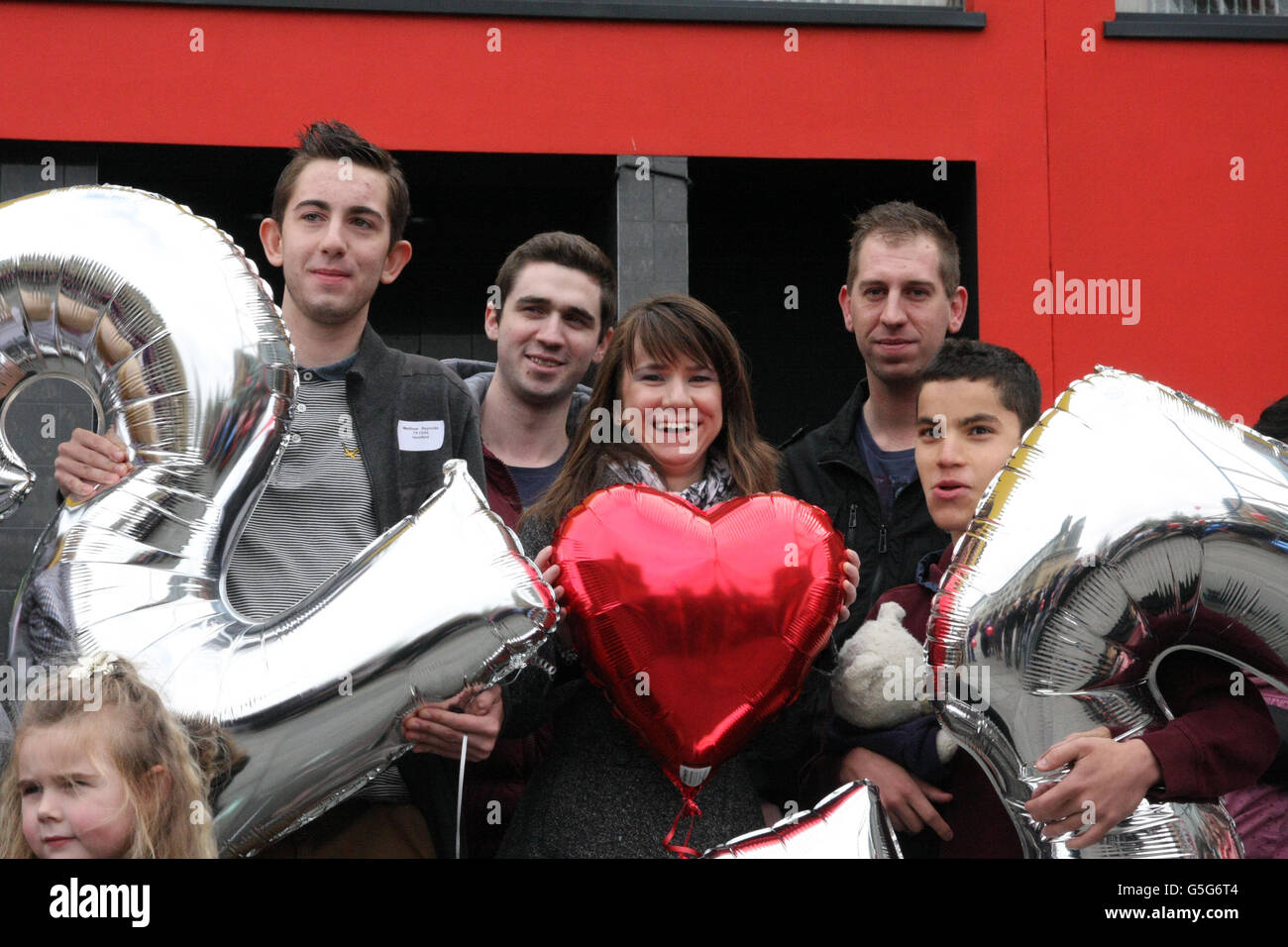 Kaylee Davidson-Olley, 25, (centre)the first successful baby heart ...