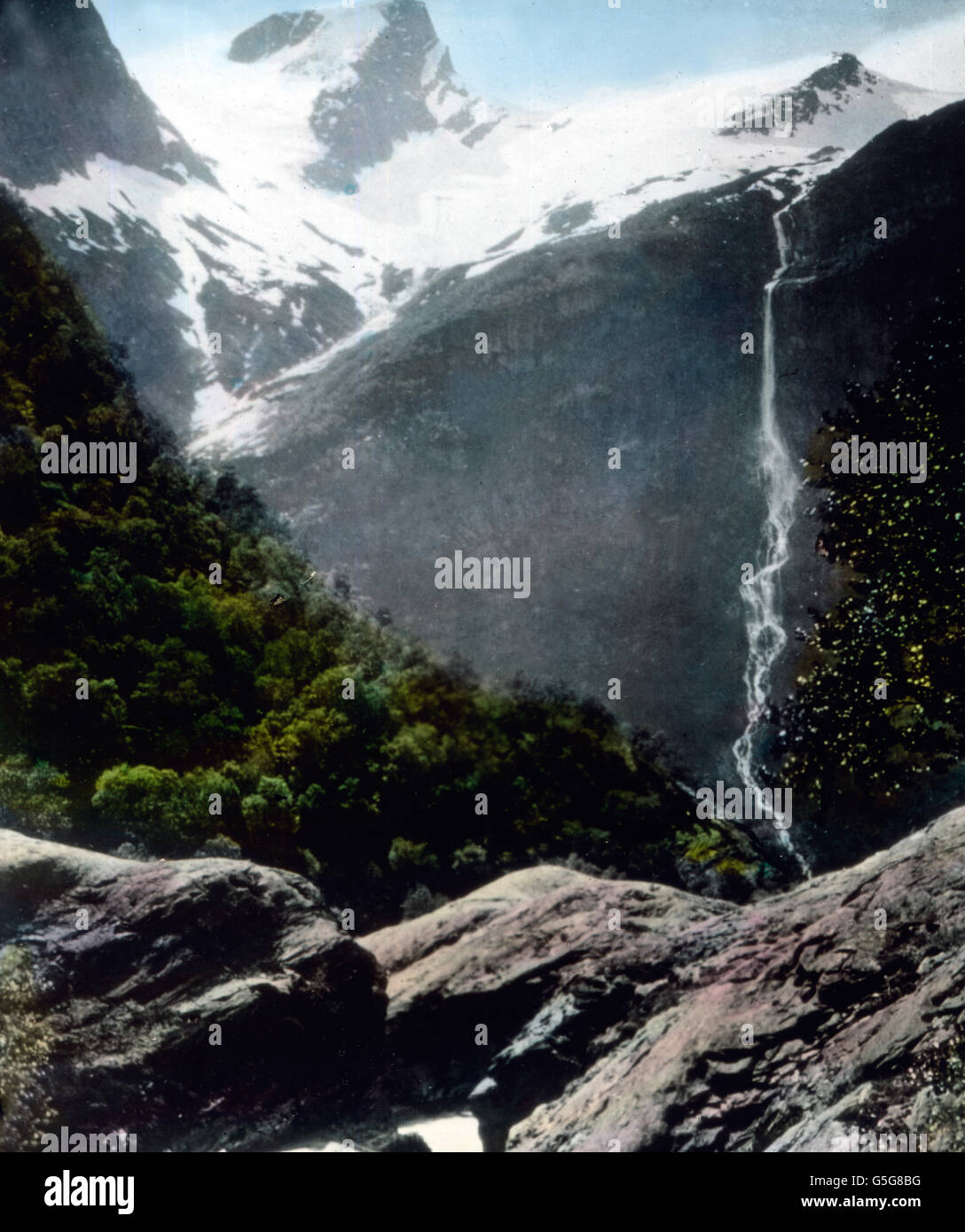 Der Geirangerfjord. Fjord Geiranger. nature, landscape, mountain, snow ...