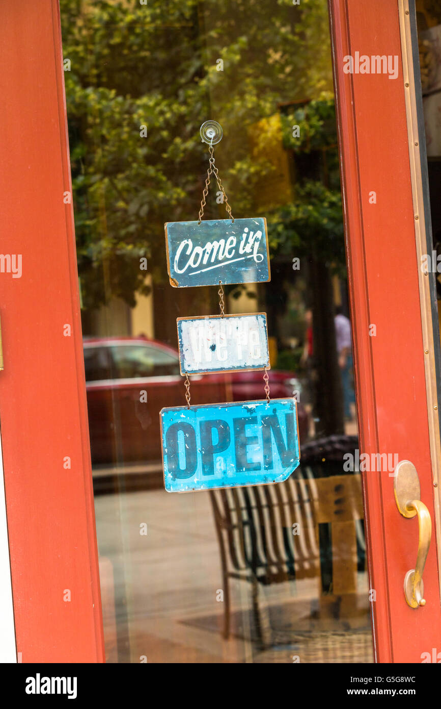 Comein hi-res stock photography and images - Alamy