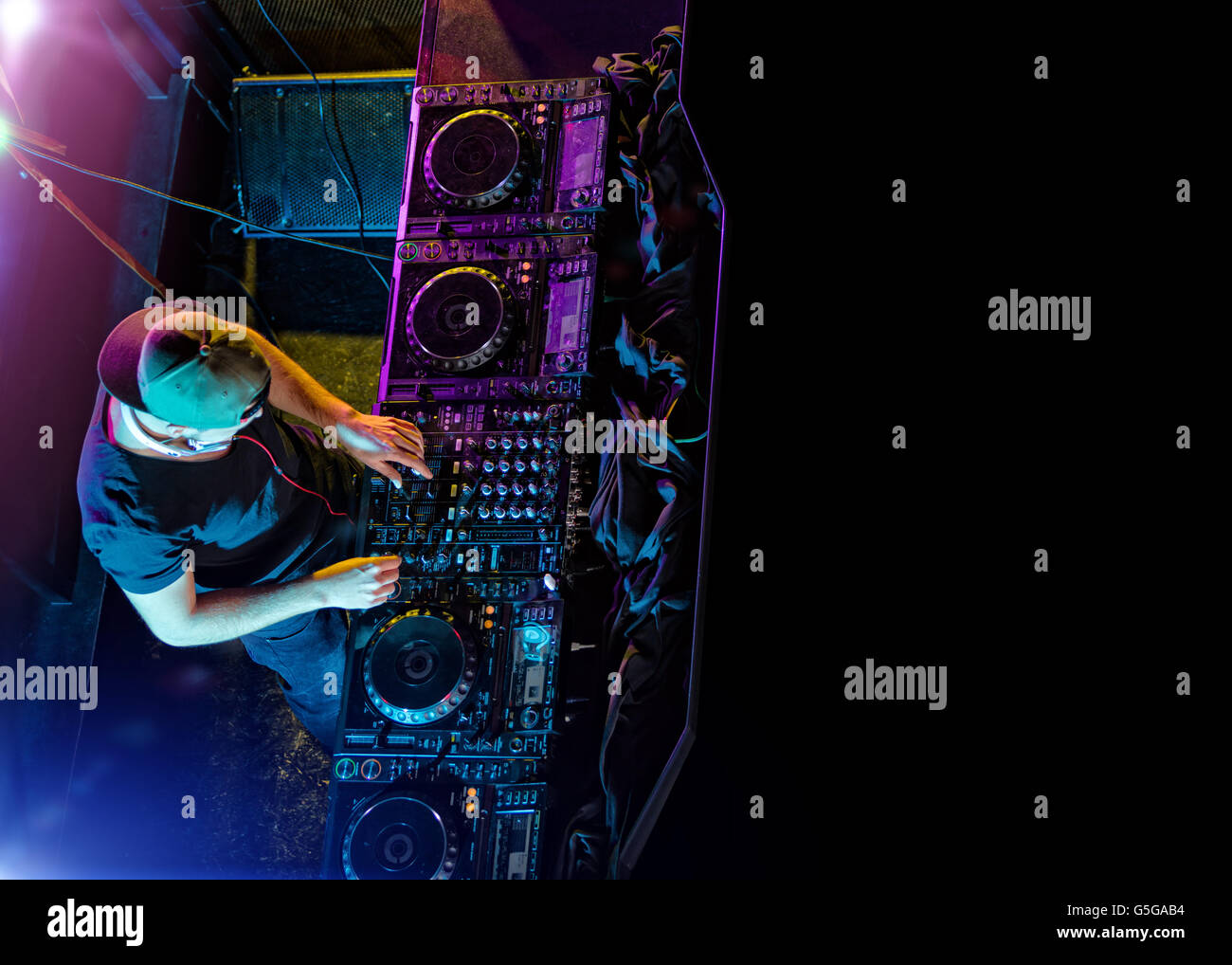 Disc jockey aerial hi-res stock photography and images - Alamy