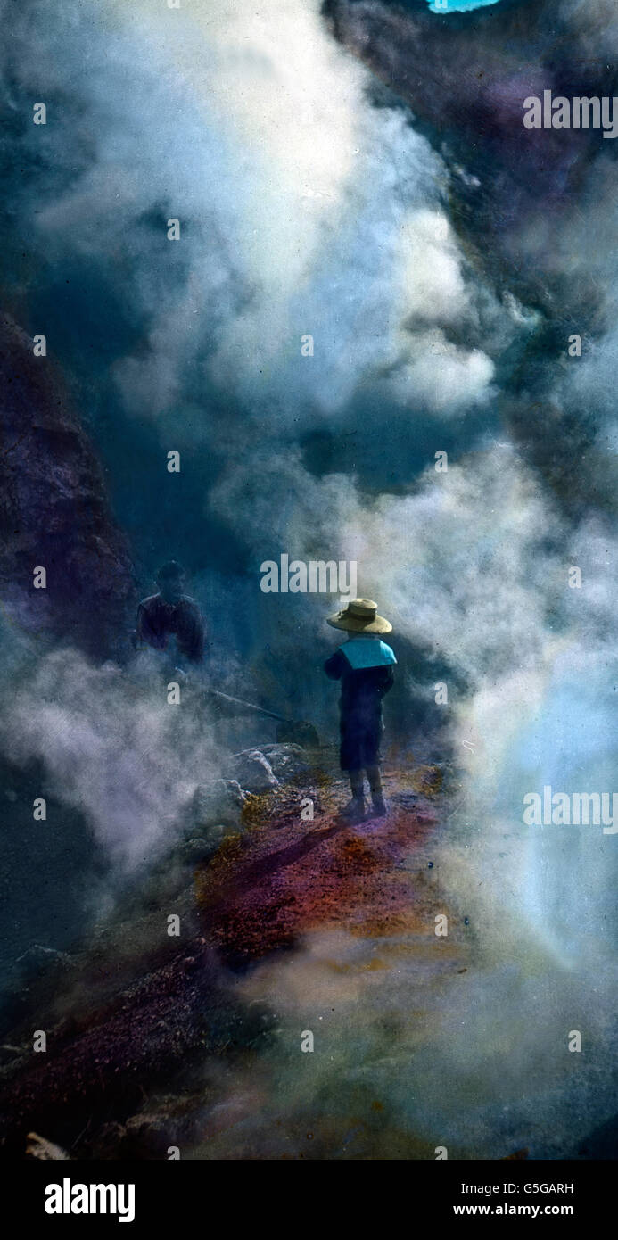 Boy sailor suit hi-res stock photography and images - Alamy