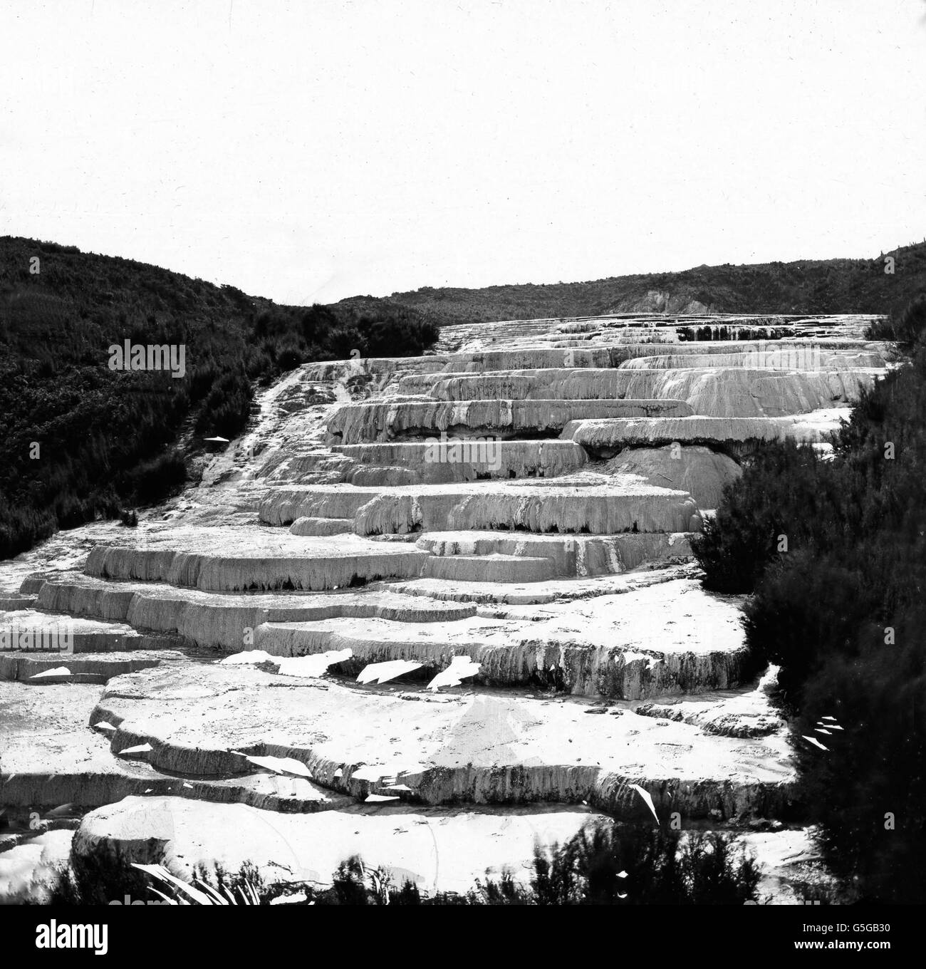 Sinterterrassen in Neuseeland. Sintering terraces in New Zealand. rock ...
