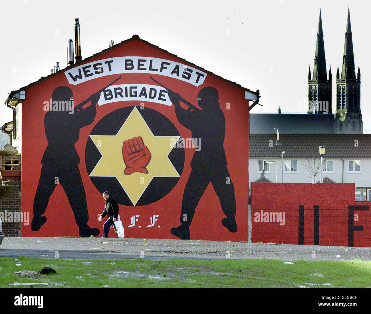 A Loyalist Mural In The Shankill Area Of Belfast High Resolution Stock ...