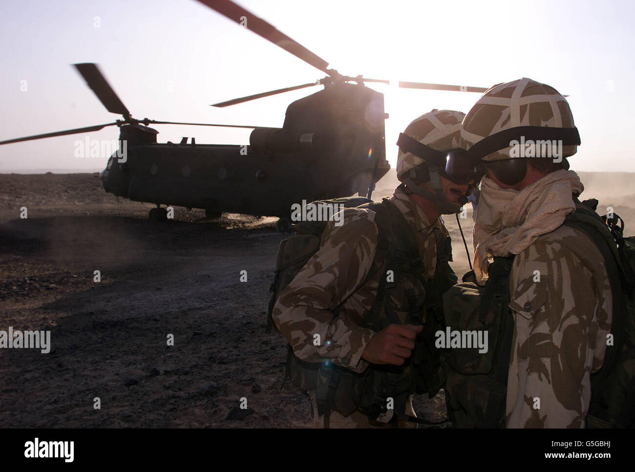 Royal Marine Commandos on exercise in the desert of Oman, part of SAIF ...