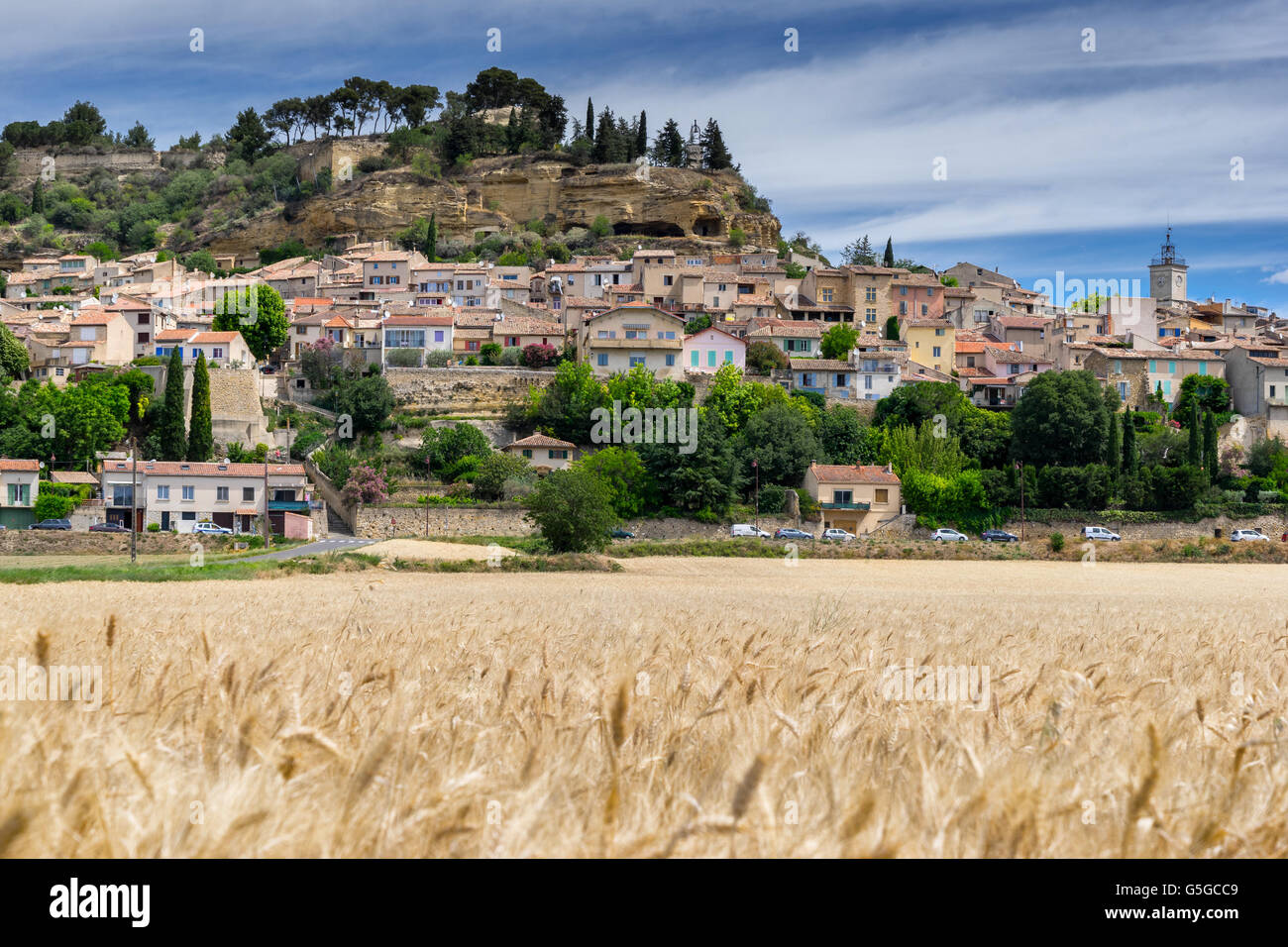 Cadenet hi-res stock photography and images - Alamy