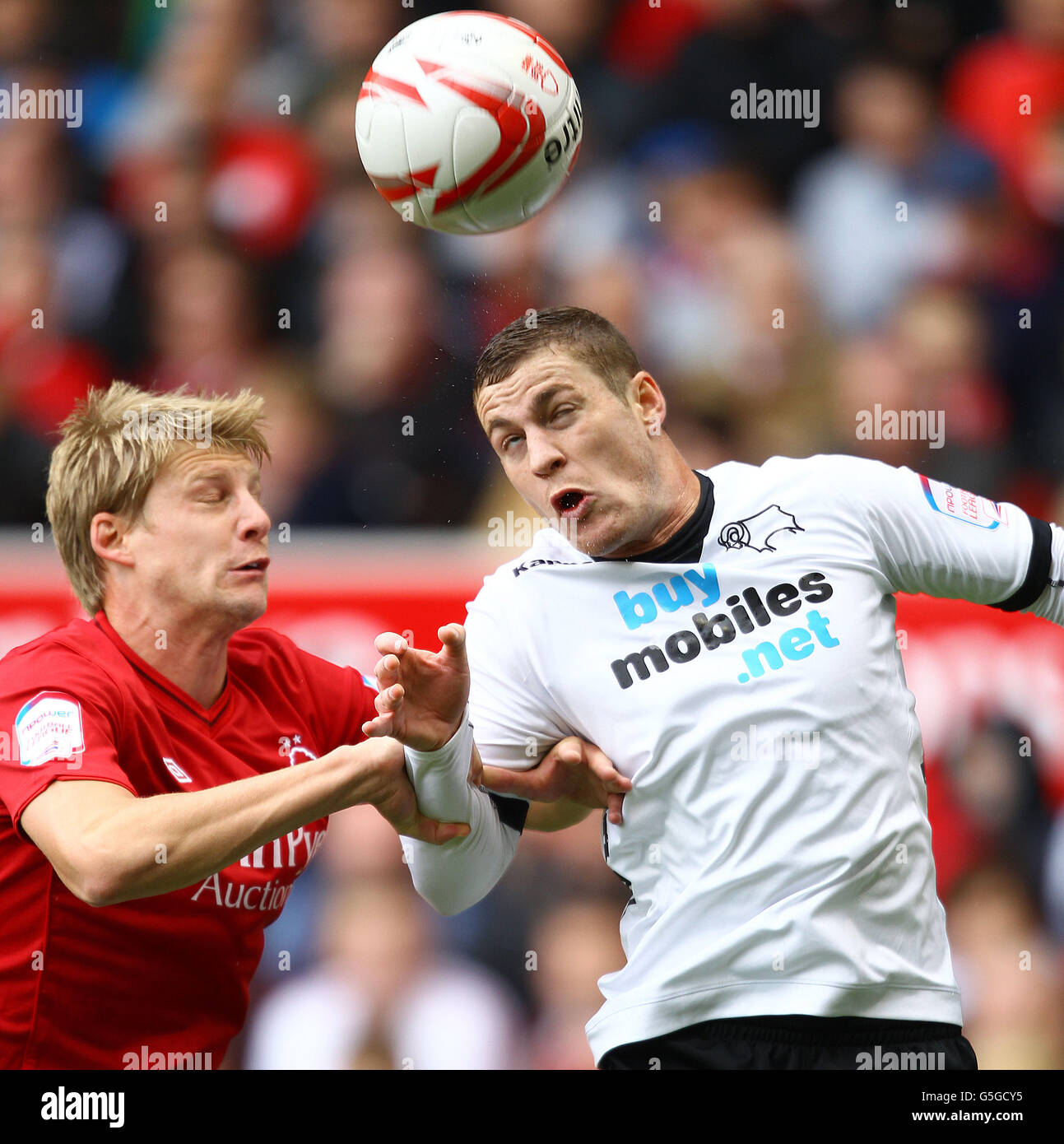 Nottingham Forest's Dan Harding and Derby County's Paul Coutts (right ...