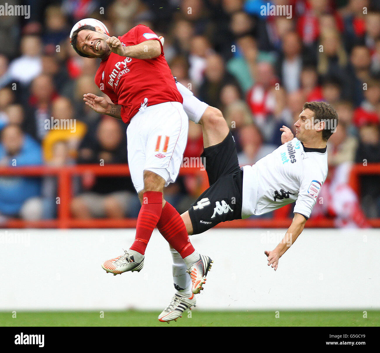 Nottingham Forest's Andy Reid and Derby County's Craig Bryson (right ...