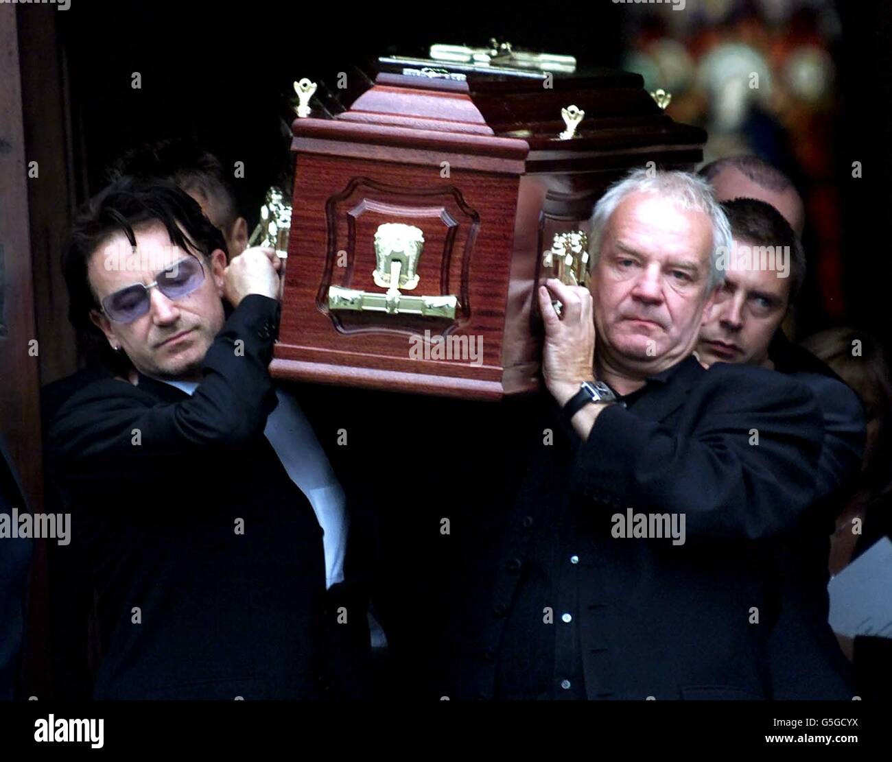 U2 singer bono and family hi-res stock photography and images - Alamy